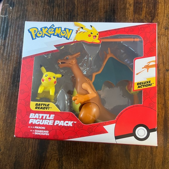 Pokemon | Toys | Pokemon Battle Figure Set Charizard And Pikachu In ...